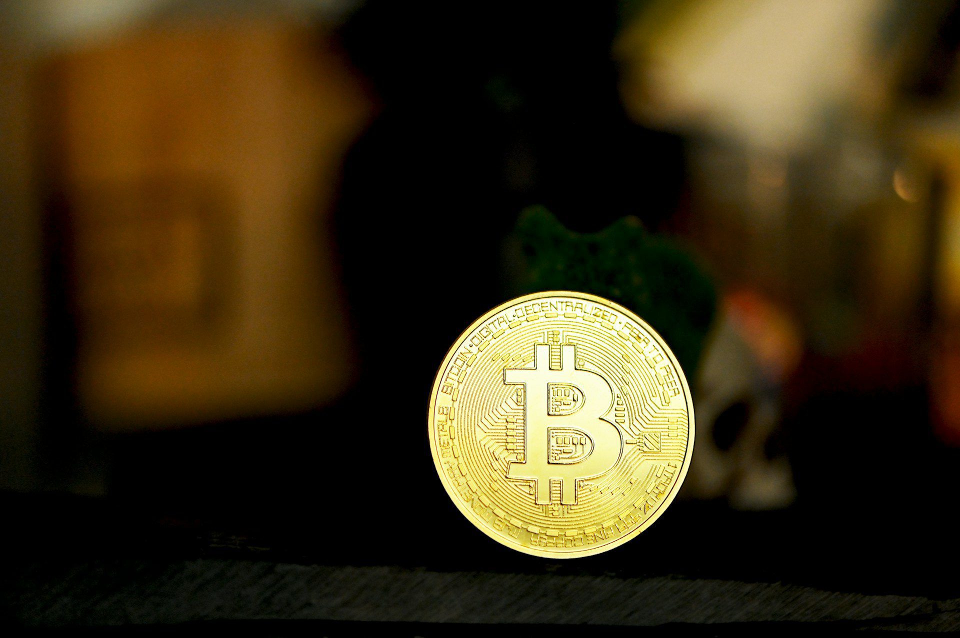 Bitcoin Rainbow Chart Indicates Buying Window Amid Demand Risks